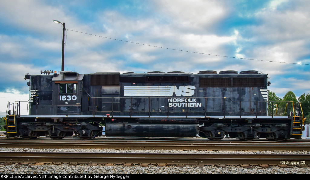 NS 1630 / SD40-2 "High-Hood"